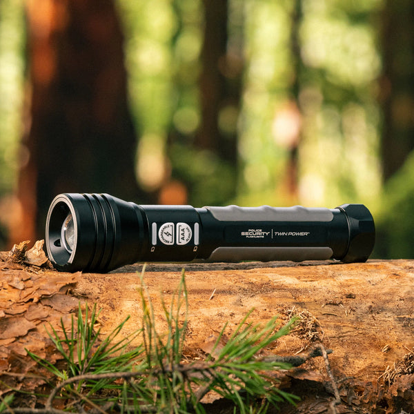 Police Security's Twin Power 600 Lumen LED Flashlight - Phantom Outdoors