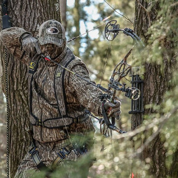 Hunter Safety systems Ultra-Lite Mossy Oak Harness - Phantom Outdoors